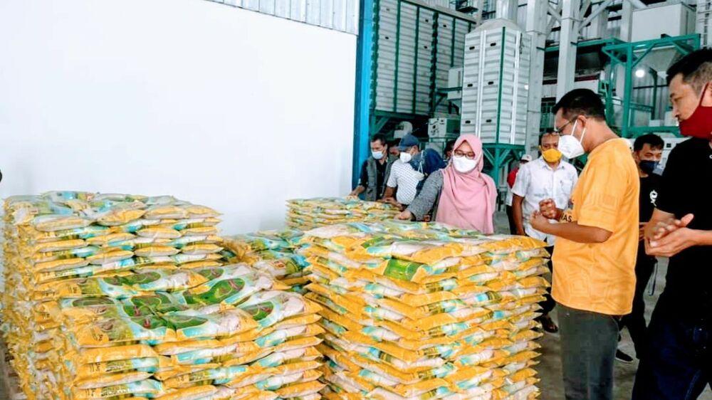 Premium 169, Beras NTB yang Diolah Cara Modern dan Industri - Lombok ...